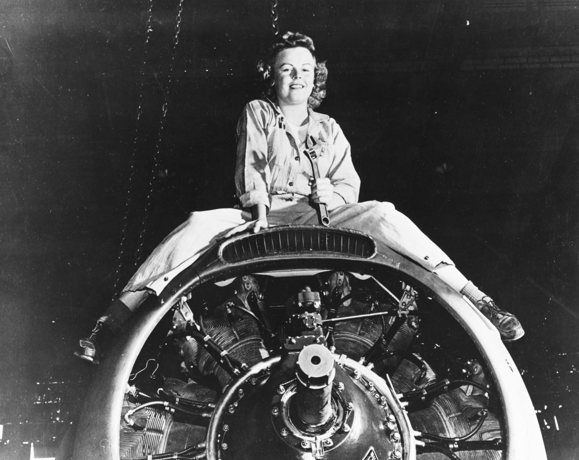 aircraft mechanic – Women of World War II